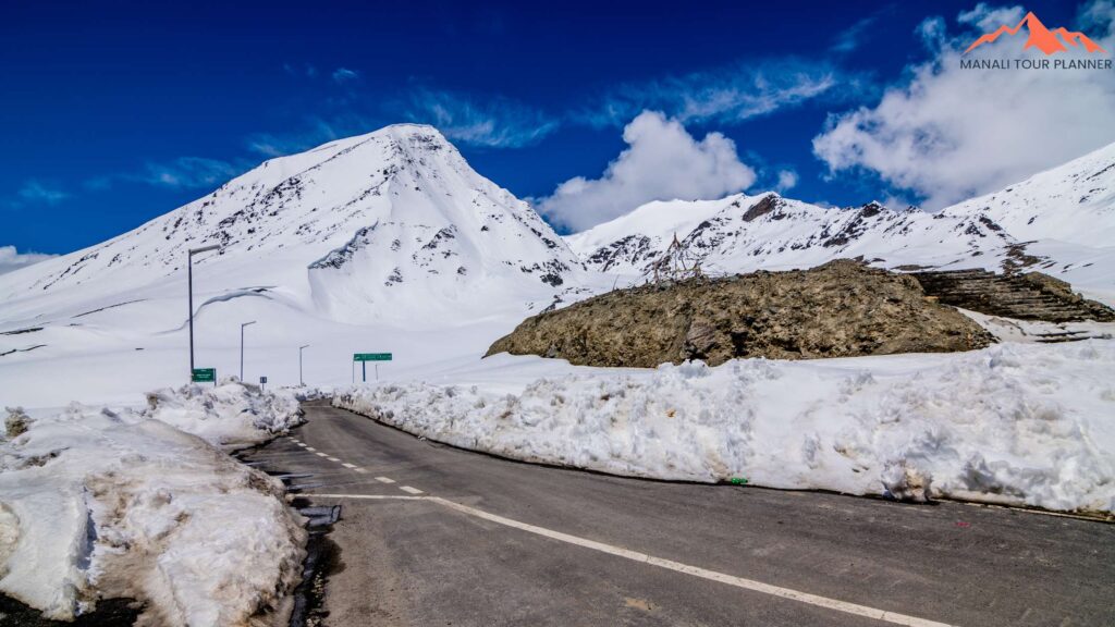 Rohtang Pass in April-May – Is It Open? Permits, Snow Points & Best ...