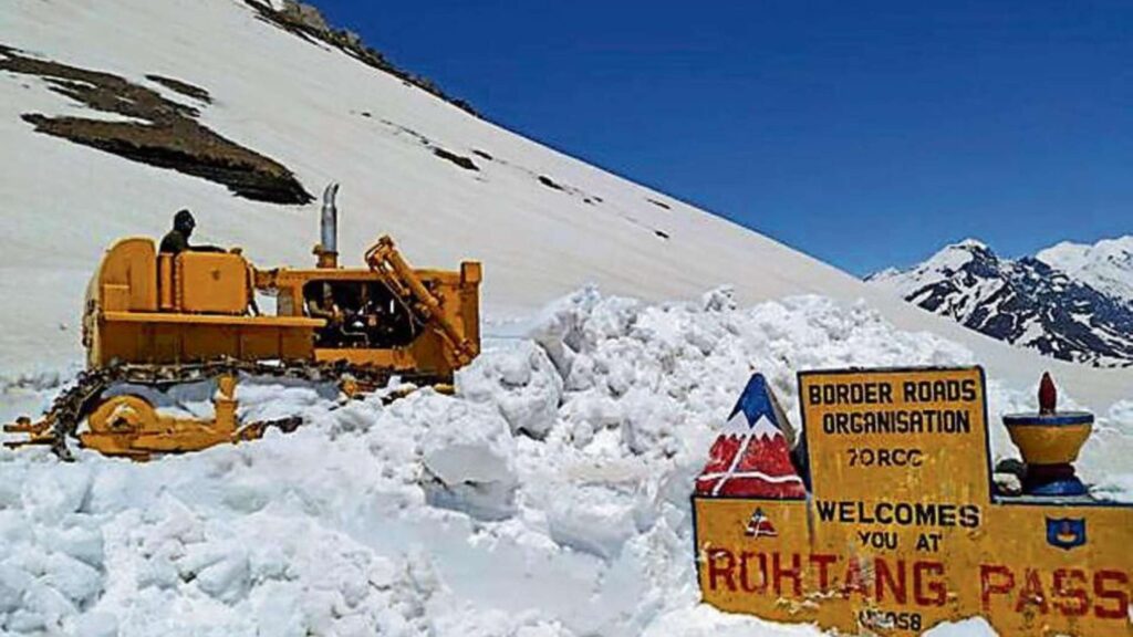How to Plan a Trip to Rohtang Pass: Permits, Best Time, Costs & Travel Tips