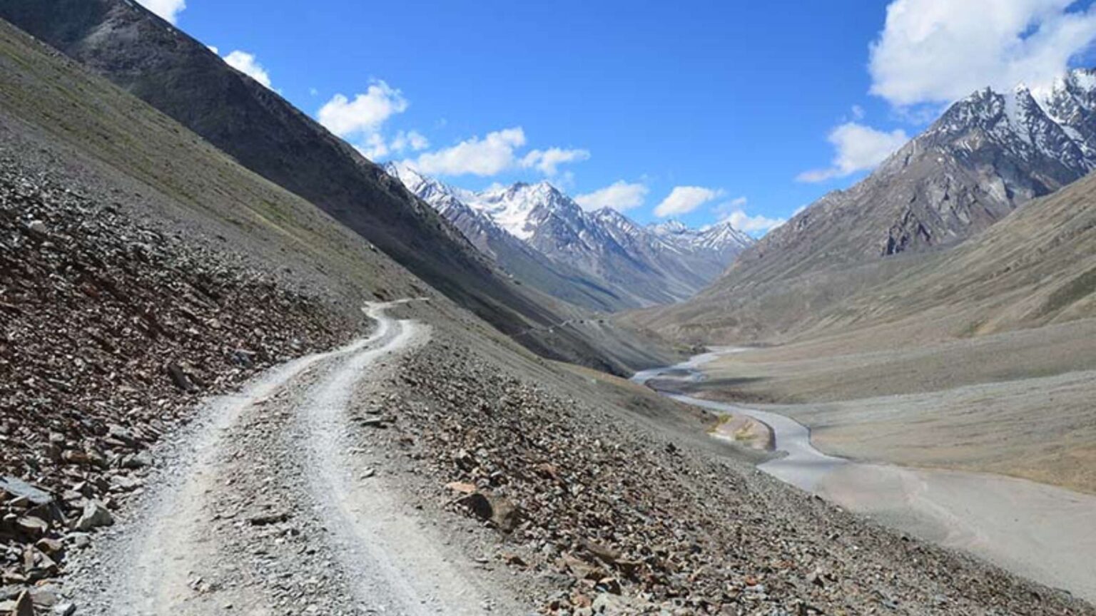 Manali to Chandratal Lake: Route, Itinerary & Tips